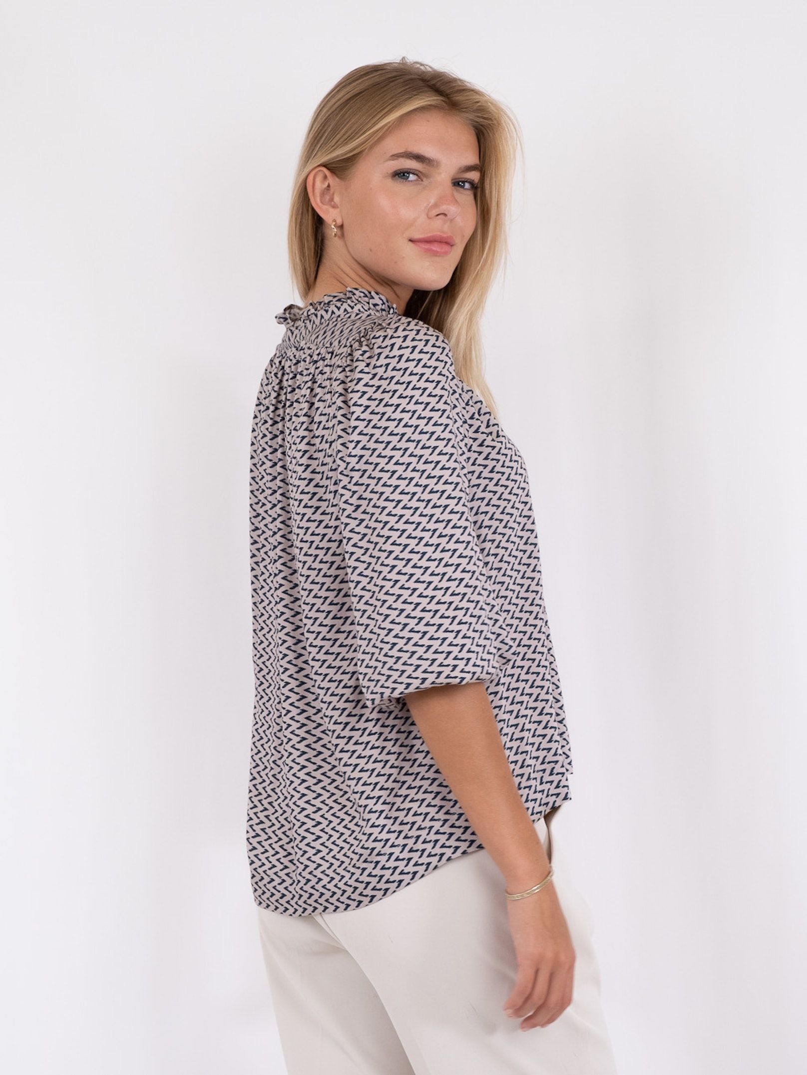 Neo Noir Tara Line Switch Bluse Navyblå - Vogelius Glow